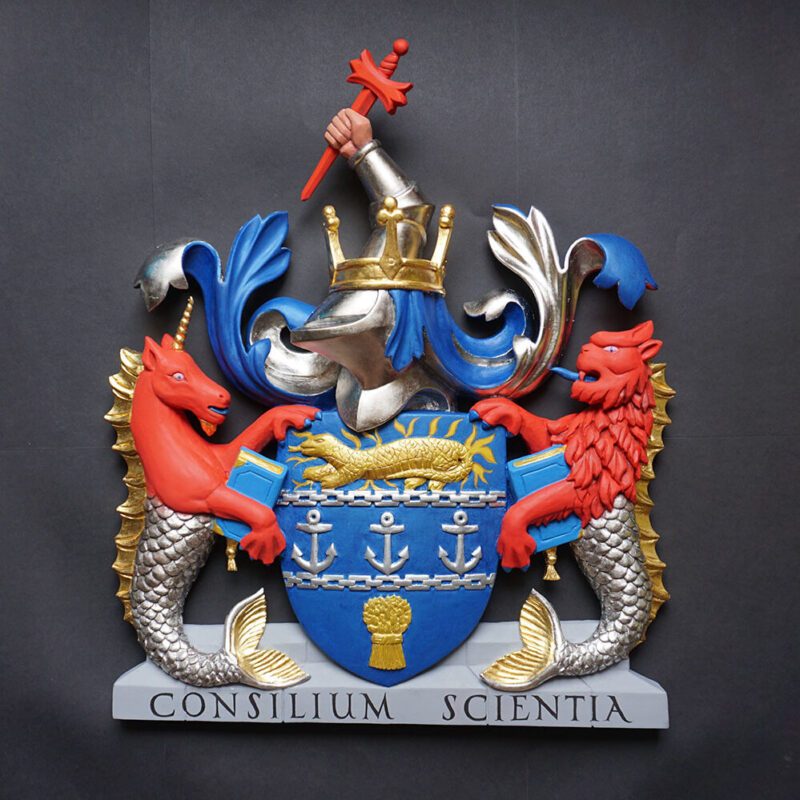 Heraldry Carving ¦ William Barsley